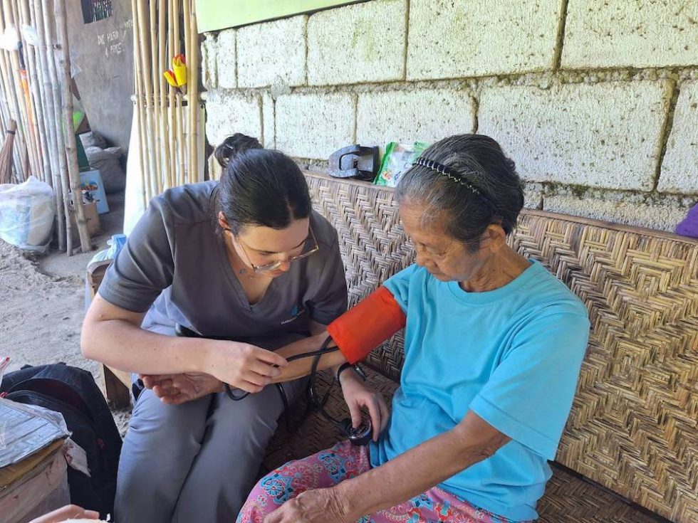 Volunteer in Philippines with Abroad Escape (2025)