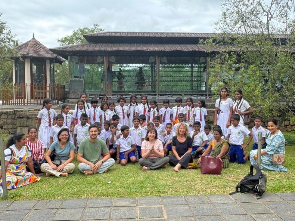 How to Choose a Responsible Volunteer Abroad Project | Abroad Escape